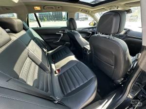 Black Opel Insignia 2014 in Vilnius, with an engine capacity of 2.00 L and mileage of 262 thousand km for 6400 €, photo 14 on AUTOMOTO.COM.LV
