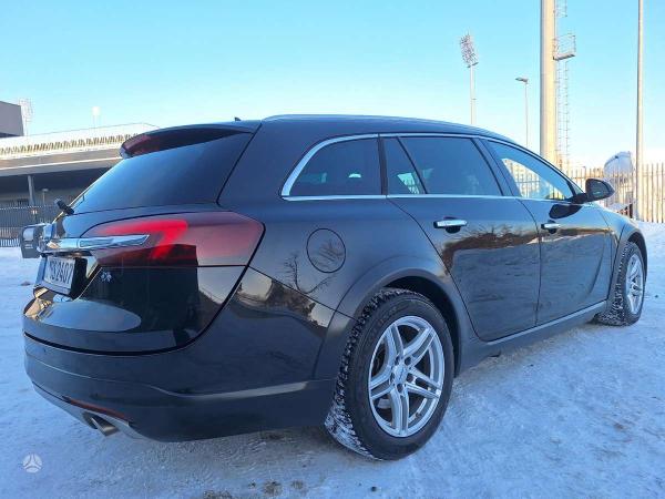 Black Opel Insignia 2015 in Jonava, with an engine capacity of 1.96 L and mileage of 223 thousand km for 6600 €, photo 2 on AUTOMOTO.COM.LV