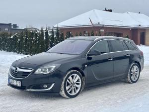 Black Opel Insignia 2015 in Vilnius, with an engine capacity of 2.00 L and mileage of 415 thousand km for 5500 €, photo 8 on AUTOMOTO.COM.LV