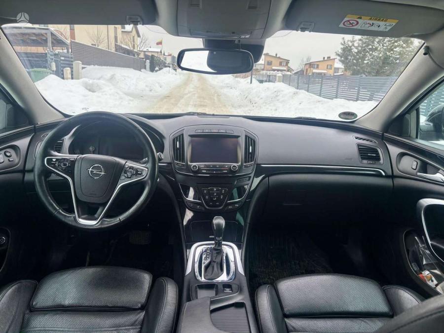 Black Opel Insignia 2015 in Vilnius, with an engine capacity of 2.00 L and mileage of 415 thousand km for 5500 €, photo 13 on AUTOMOTO.COM.LV