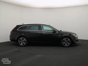 Black Opel Insignia 2015 in Vilnius, with an engine capacity of 2.00 L and mileage of 238 thousand km for 6399 €, photo 9 on AUTOMOTO.COM.LV