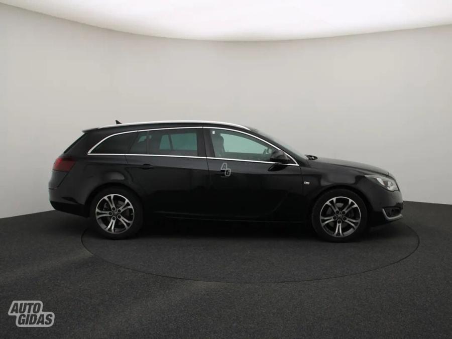 Black Opel Insignia 2015 in Vilnius, with an engine capacity of 2.00 L and mileage of 238 thousand km for 6399 €, photo 9 on AUTOMOTO.COM.LV