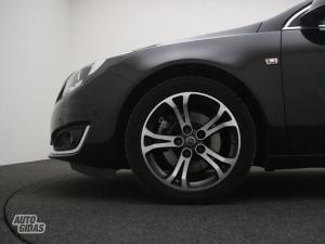 Black Opel Insignia 2015 in Vilnius, with an engine capacity of 2.00 L and mileage of 238 thousand km for 6399 €, photo 28 on AUTOMOTO.COM.LV