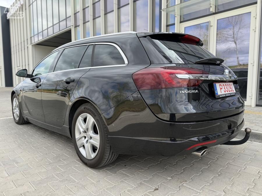 Black Opel Insignia 2015 in Vilnius, with an engine capacity of 2.00 L and mileage of 160 thousand km for 6900 €, photo 5 on AUTOMOTO.COM.LV