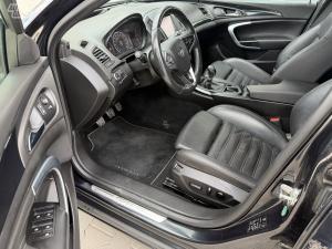 Black Opel Insignia 2015 in Vilnius, with an engine capacity of 2.00 L and mileage of 160 thousand km for 6900 €, photo 10 on AUTOMOTO.COM.LV