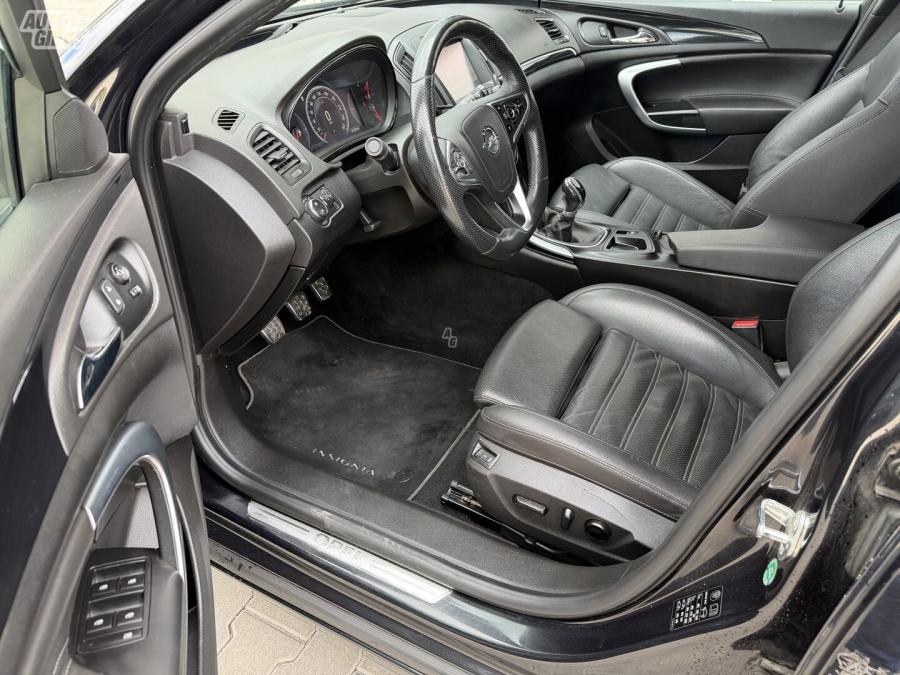 Black Opel Insignia 2015 in Vilnius, with an engine capacity of 2.00 L and mileage of 160 thousand km for 6900 €, photo 10 on AUTOMOTO.COM.LV