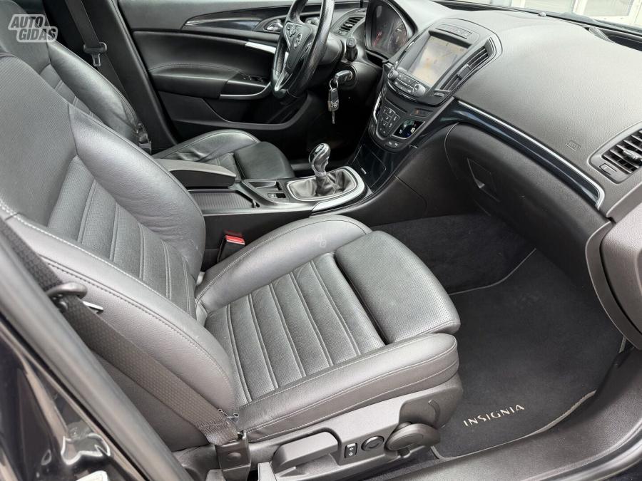 Black Opel Insignia 2015 in Vilnius, with an engine capacity of 2.00 L and mileage of 160 thousand km for 6900 €, photo 11 on AUTOMOTO.COM.LV