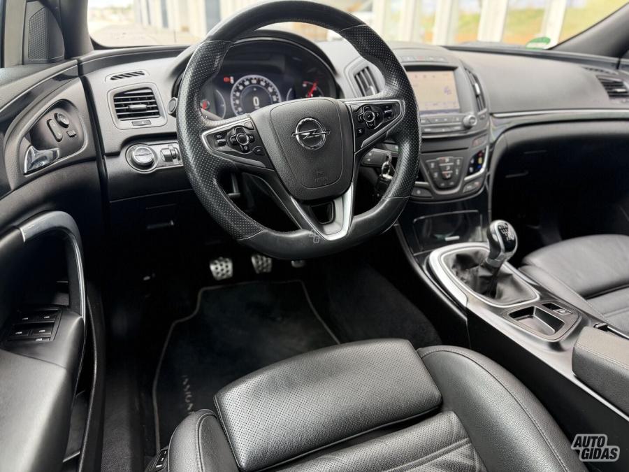 Black Opel Insignia 2015 in Vilnius, with an engine capacity of 2.00 L and mileage of 160 thousand km for 6900 €, photo 12 on AUTOMOTO.COM.LV
