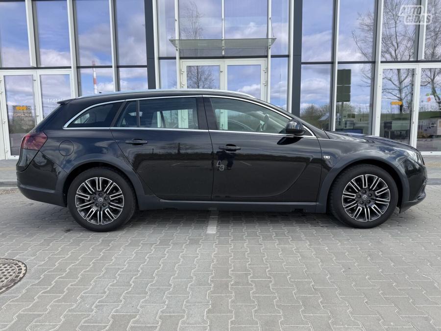 Black Opel Insignia 2015 in Vilnius, with an engine capacity of 2.00 L and mileage of 160 thousand km for 6800 €, photo 4 on AUTOMOTO.COM.LV