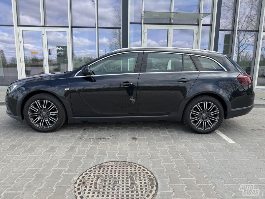 Black Opel Insignia 2015 in Vilnius, with an engine capacity of 2.00 L and mileage of 160 thousand km for 6800 €, photo 9 on AUTOMOTO.COM.LV