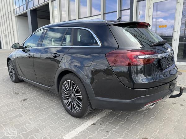 Black Opel Insignia 2015 in Vilnius, with an engine capacity of 2.00 L and mileage of 160 thousand km for 6800 €, photo 9 on AUTOMOTO.COM.LV