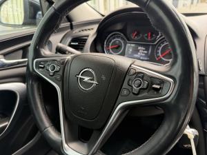 Black Opel Insignia 2015 in Vilnius, with an engine capacity of 2.00 L and mileage of 160 thousand km for 6800 €, photo 15 on AUTOMOTO.COM.LV