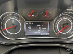 Black Opel Insignia 2015 in Vilnius, with an engine capacity of 2.00 L and mileage of 160 thousand km for 6800 €, photo 23 on AUTOMOTO.COM.LV