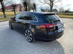 Black Opel Insignia 2015 in Ogre, with an engine capacity of 2.00 L and mileage of 262 thousand km for 7595 €, photo 6 on AUTOMOTO.COM.LV