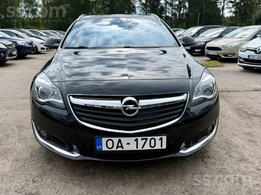 Black Opel Insignia 2015 in Riga, with an engine capacity of 2.00 L and mileage of 0 thousand km for 6750 €, photo 3 on AUTOMOTO.COM.LV