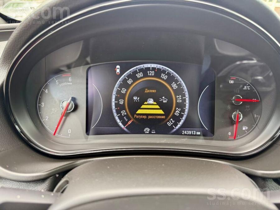 Black Opel Insignia 2015 in Riga, with an engine capacity of 2.00 L and mileage of 0 thousand km for 6750 €, photo 16 on AUTOMOTO.COM.LV