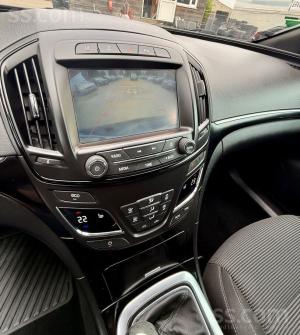 Black Opel Insignia 2015 in Riga, with an engine capacity of 2.00 L and mileage of 0 thousand km for 6750 €, photo 19 on AUTOMOTO.COM.LV