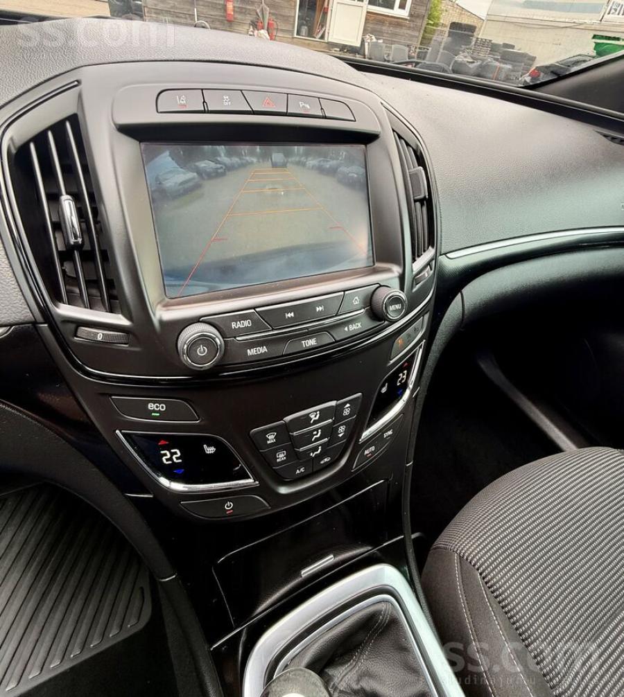 Black Opel Insignia 2015 in Riga, with an engine capacity of 2.00 L and mileage of 0 thousand km for 6750 €, photo 19 on AUTOMOTO.COM.LV