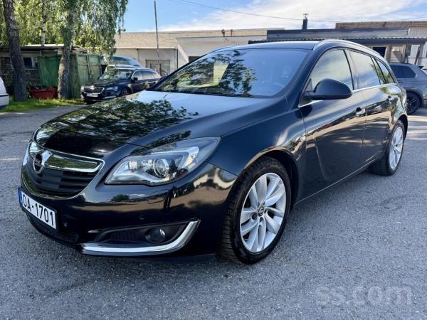 Black Opel Insignia 2015 in Riga, with an engine capacity of 2.00 L and mileage of 0 thousand km for 6750 €, photo 1 on AUTOMOTO.COM.LV