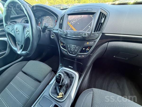 Black Opel Insignia 2015 in Riga, with an engine capacity of 2.00 L and mileage of 0 thousand km for 6750 €, photo 7 on AUTOMOTO.COM.LV