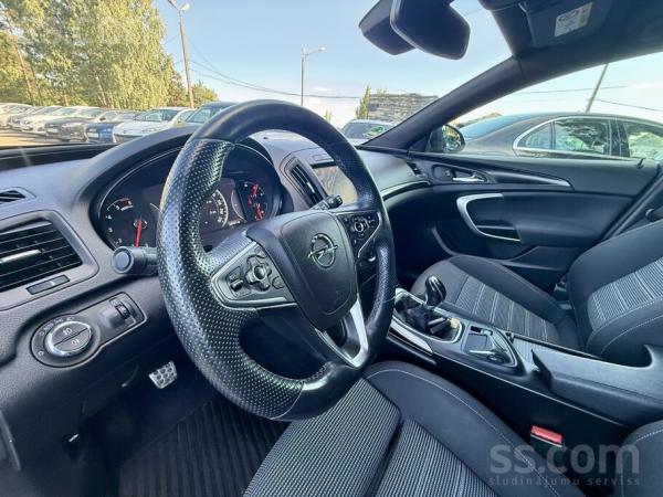 Black Opel Insignia 2015 in Riga, with an engine capacity of 2.00 L and mileage of 0 thousand km for 6750 €, photo 8 on AUTOMOTO.COM.LV