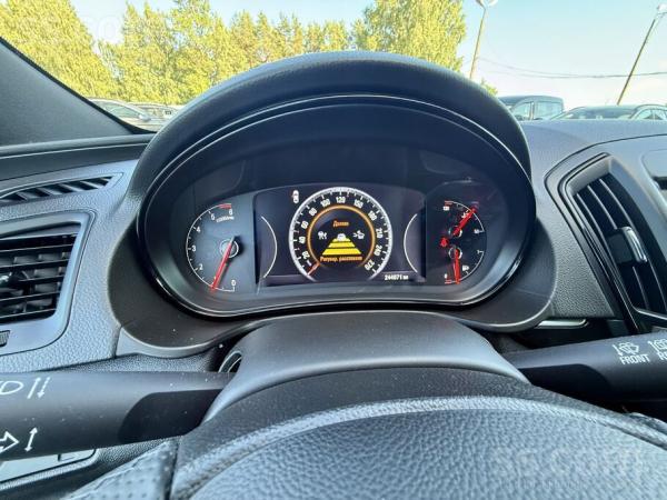 Black Opel Insignia 2015 in Riga, with an engine capacity of 2.00 L and mileage of 0 thousand km for 6750 €, photo 10 on AUTOMOTO.COM.LV