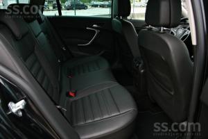 Melns Opel Insignia 2015 Tukums, ar dzinēja tilpumu 2.00 L un nobraukumu 266 tūkst. km par 6650 €, foto 7 vietnē AUTOMOTO.COM.LV
