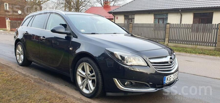 Black Opel Insignia 2015 in Jelgava, with an engine capacity of 1.60 L and mileage of 178 thousand km for 6000 €, photo 5 on AUTOMOTO.COM.LV