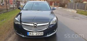 Black Opel Insignia 2015 in Jelgava, with an engine capacity of 1.60 L and mileage of 178 thousand km for 6000 €, photo 6 on AUTOMOTO.COM.LV