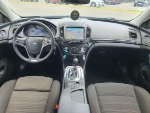 Black Opel Insignia 2015 in Kaunas, with an engine capacity of 2.00 L and mileage of 315 thousand km for 4750 €, photo 8 on AUTOMOTO.COM.LV