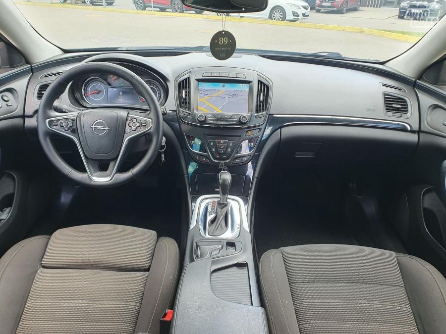 Black Opel Insignia 2015 in Kaunas, with an engine capacity of 2.00 L and mileage of 315 thousand km for 4750 €, photo 8 on AUTOMOTO.COM.LV