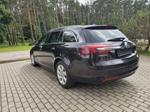 Black Opel Insignia 2015 in Ukmerge, with an engine capacity of 1.96 L and mileage of 234 thousand km for 4900 €, photo 7 on AUTOMOTO.COM.LV