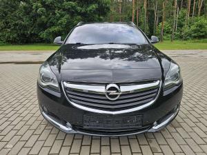 Black Opel Insignia 2015 in Ukmerge, with an engine capacity of 1.96 L and mileage of 234 thousand km for 4900 €, photo 11 on AUTOMOTO.COM.LV