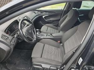 Black Opel Insignia 2015 in Ukmerge, with an engine capacity of 1.96 L and mileage of 234 thousand km for 4900 €, photo 14 on AUTOMOTO.COM.LV