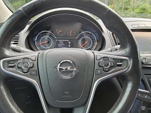 Black Opel Insignia 2015 in Ukmerge, with an engine capacity of 1.96 L and mileage of 234 thousand km for 4900 €, photo 26 on AUTOMOTO.COM.LV
