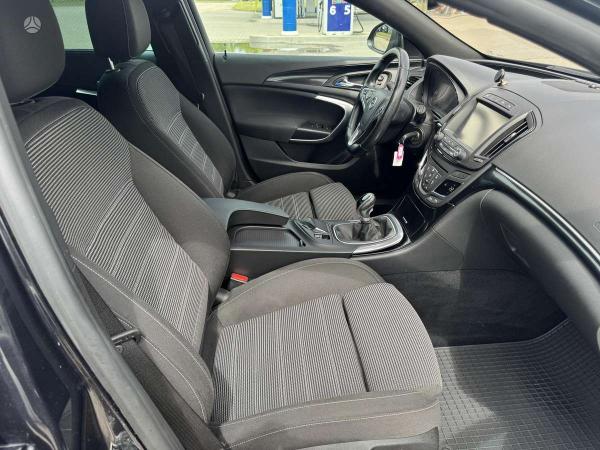 Черный Опель Инсигния 2015 в Каунас, объемом двигателя 1.96 л и пробегом 221 тыс. км за 5550 €, фото 10 на AUTOMOTO.COM.LV