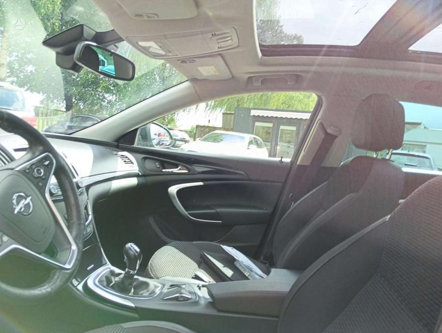 Melns Opel Insignia 2015 Marijampole, ar dzinēja tilpumu 1.96 L un nobraukumu 236 tūkst. km par 4800 €, foto 15 vietnē AUTOMOTO.COM.LV