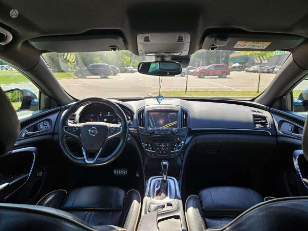 Black Opel Insignia 2015 in Klaipeda, with an engine capacity of 1.96 L and mileage of 255 thousand km for 5500 €, photo 9 on AUTOMOTO.COM.LV