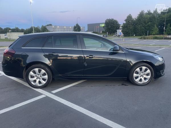 Black Opel Insignia 2015 in Kaunas, with an engine capacity of 2.00 L and mileage of 302 thousand km for 4150 €, photo 5 on AUTOMOTO.COM.LV