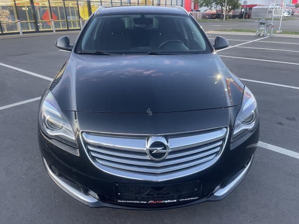 Black Opel Insignia 2015 in Kaunas, with an engine capacity of 2.00 L and mileage of 302 thousand km for 4150 €, photo 6 on AUTOMOTO.COM.LV