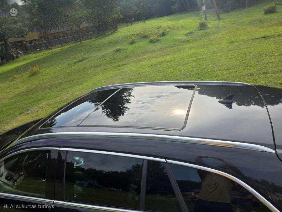 Black Opel Insignia 2015 in Vilnius, with an engine capacity of 1.96 L and mileage of 228 thousand km for 6000 €, photo 5 on AUTOMOTO.COM.LV