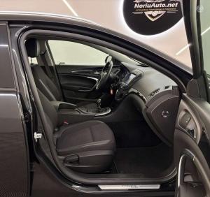 Black Opel Insignia 2015 in Marijampole, with an engine capacity of 1.60 L and mileage of 126 thousand km for 6450 €, photo 14 on AUTOMOTO.COM.LV