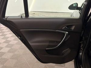 Black Opel Insignia 2015 in Marijampole, with an engine capacity of 1.60 L and mileage of 126 thousand km for 6450 €, photo 19 on AUTOMOTO.COM.LV