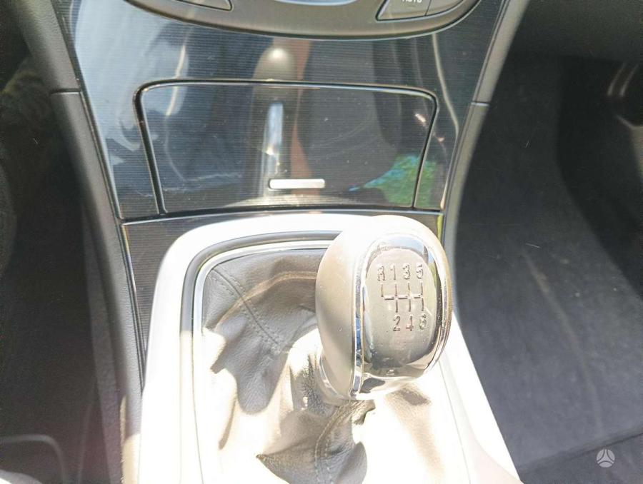 Melns Opel Insignia 2015 Marijampole, ar dzinēja tilpumu 1.96 L un nobraukumu 266 tūkst. km par 4900 €, foto 18 vietnē AUTOMOTO.COM.LV