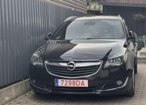 Black Opel Insignia 2015 in Vilnius, with an engine capacity of 1.96 L and mileage of 303 thousand km for 5200 €, photo 8 on AUTOMOTO.COM.LV