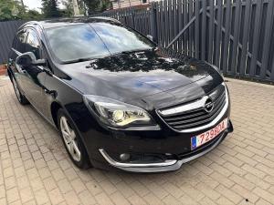 Black Opel Insignia 2015 in Vilnius, with an engine capacity of 1.96 L and mileage of 303 thousand km for 5200 €, photo 9 on AUTOMOTO.COM.LV