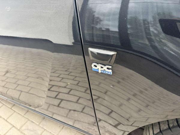Melns Opel Insignia 2015 Viļņa, ar dzinēja tilpumu 1.96 L un nobraukumu 303 tūkst. km par 5200 €, foto 10 vietnē AUTOMOTO.COM.LV