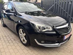 Black Opel Insignia 2015 in Vilnius, with an engine capacity of 1.96 L and mileage of 303 thousand km for 5200 €, photo 16 on AUTOMOTO.COM.LV