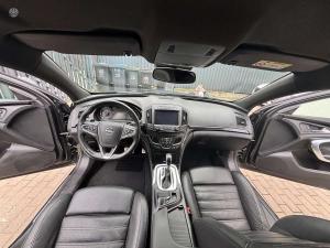 Black Opel Insignia 2015 in Vilnius, with an engine capacity of 1.96 L and mileage of 303 thousand km for 5200 €, photo 19 on AUTOMOTO.COM.LV