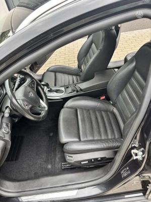 Black Opel Insignia 2015 in Vilnius, with an engine capacity of 1.96 L and mileage of 303 thousand km for 5200 €, photo 26 on AUTOMOTO.COM.LV